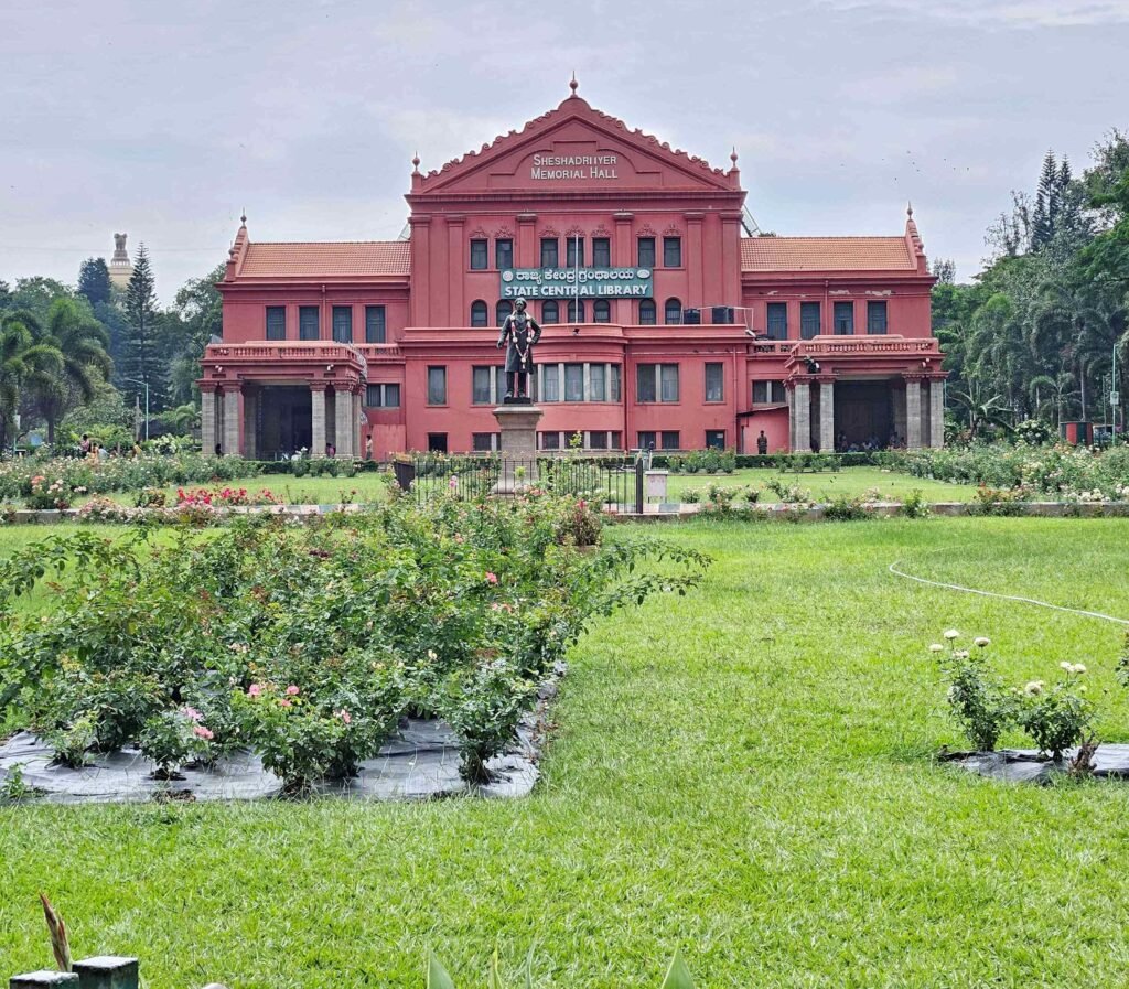 Cubbon Park A Guide on heritage of Bangalore | Timings and entry fees ...